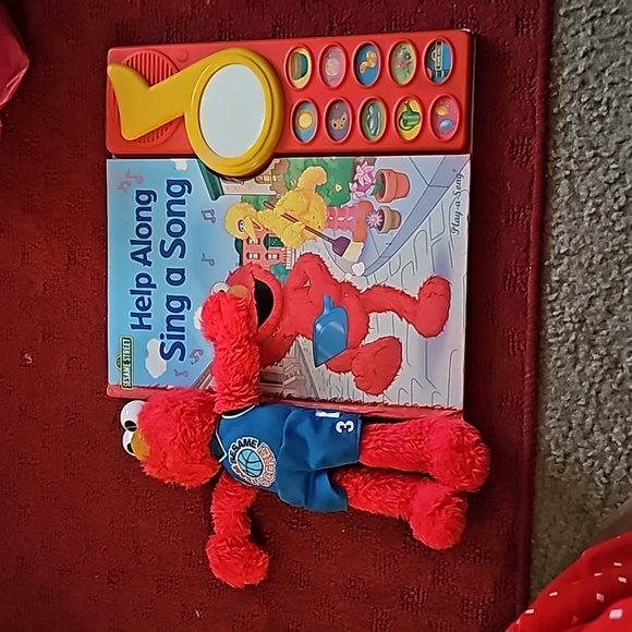 Sesame Street | Toys | Sesame Street Help Along Sing A Song And Elmo In ...